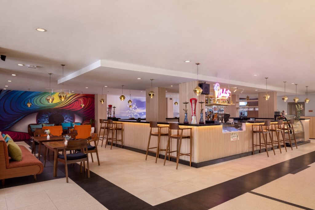 Cafe 247 - J4 Hotels